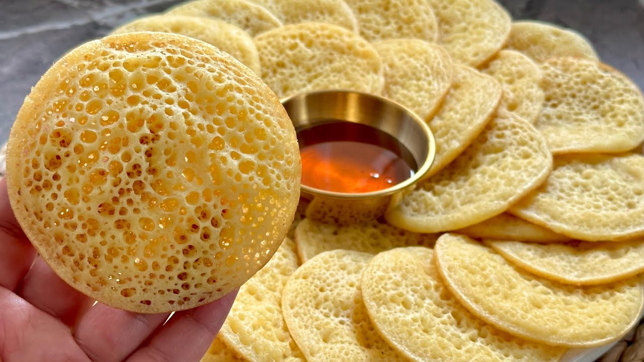 Recette de Crêpes à mille trous / Moroccan pancakes recipe : Baghrir ...