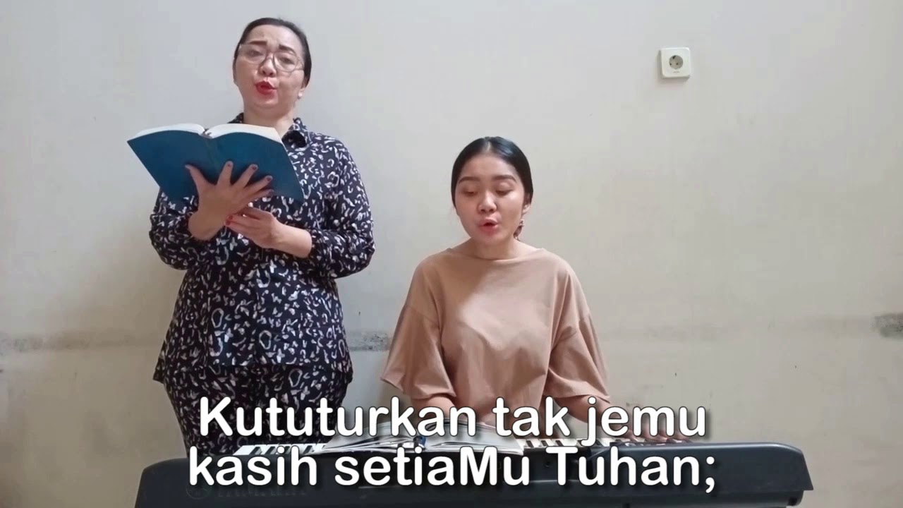 PKJ 14 - Kunyanyikan Kasih Setia Tuhan // KLMG GKP Jatiasih - YouTube