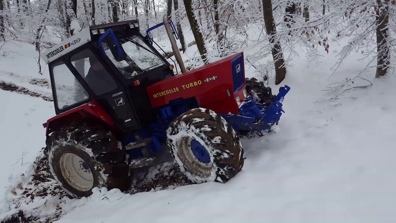 DT 1010- offroad in snow - YouTube