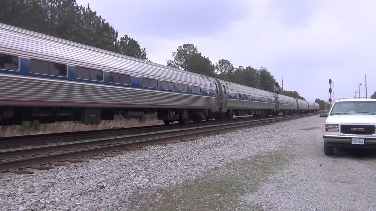 Amtrak Carolinian #80 speeds by Petersburg, VA with new Viewliner ...
