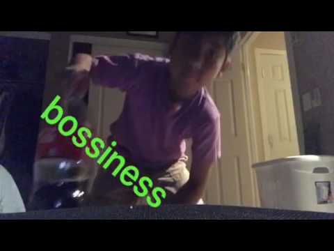 Who is better at bottle flips:#1 XxxKiddoswagxxX #2 boompow muffins #3 ...