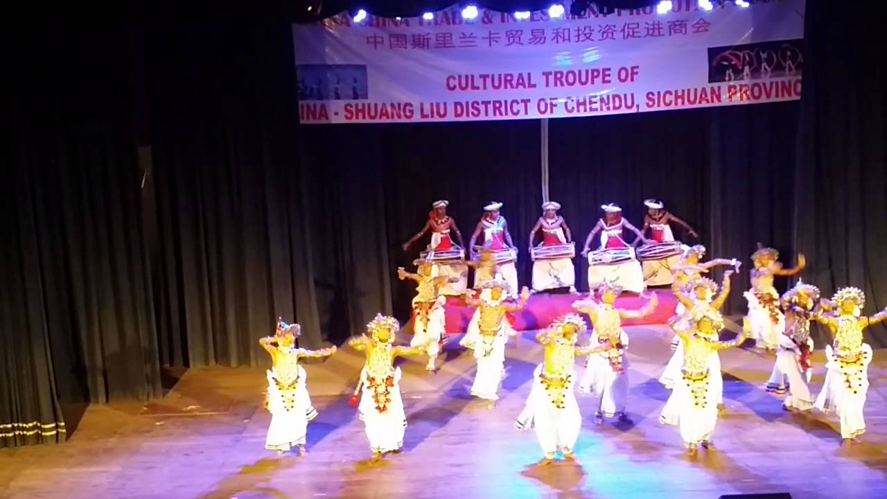 Kandyan Wes Dance - YouTube