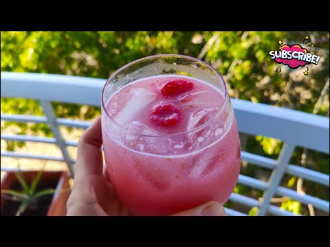 Raspberry Gin Fizz Cocktail - YouTube