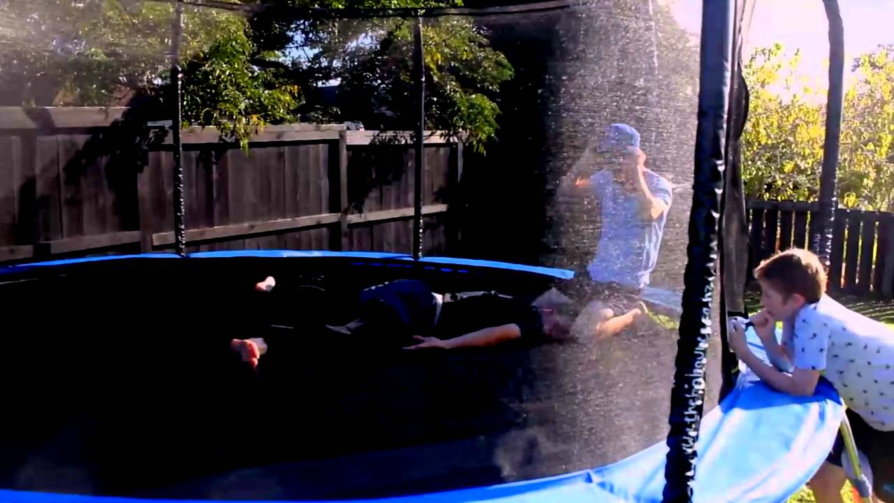 LPW Exhibition Exclusive : Tyler White vs Simon Deek - YouTube