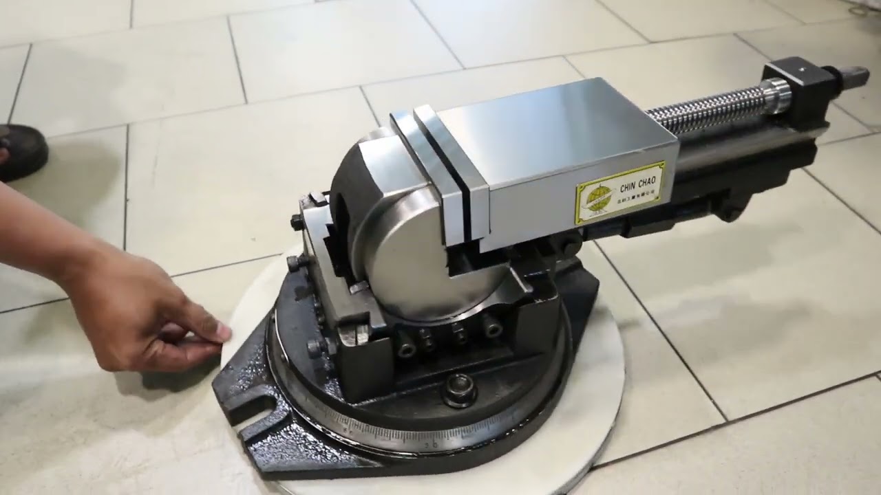 3 WAY ANGLE MILLING VISE - YEONG YIH TAIWAN - YouTube