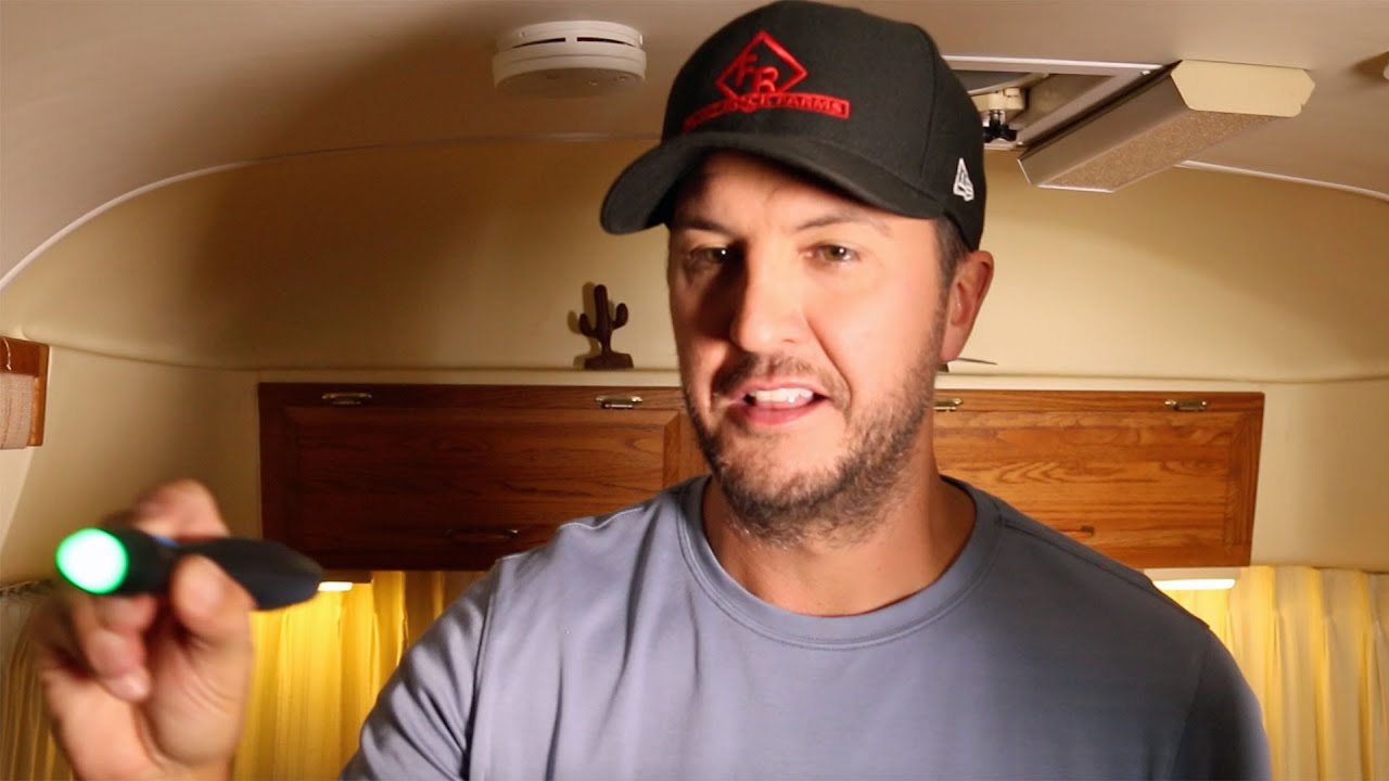 Luke Bryan In A Hat