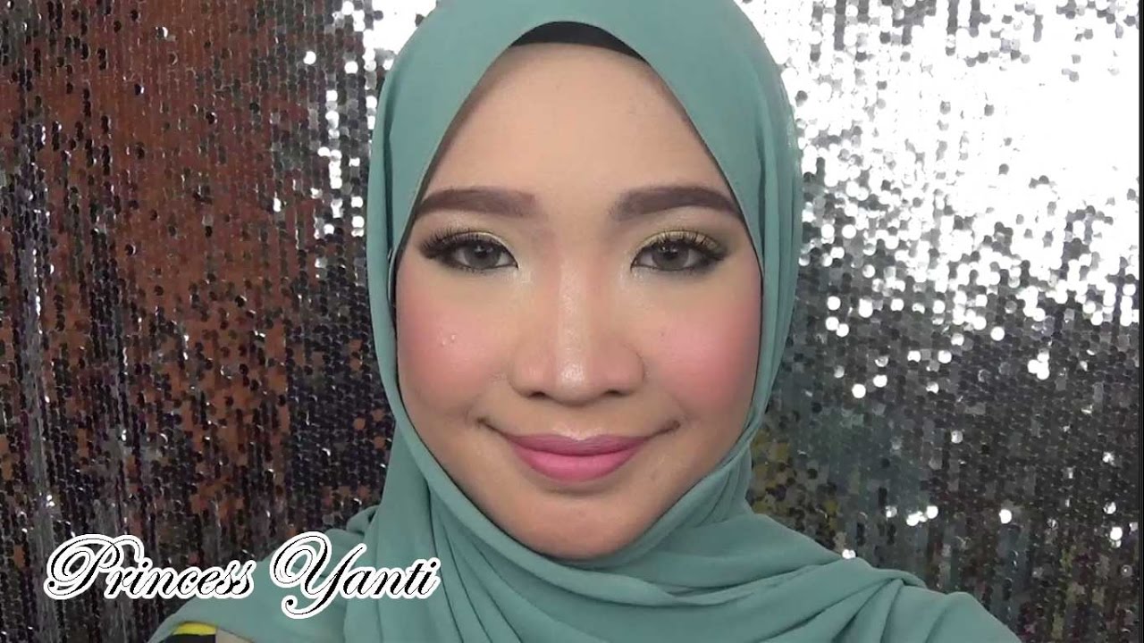 Makeup Tutorial : Mekap Simple Hari Guru! - YouTube