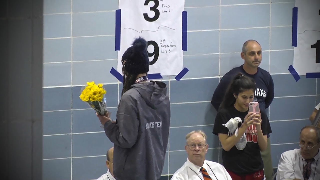 Neuqua's Rachel Stege Repeats as State Champion - YouTube