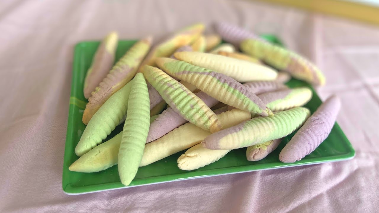 Non-stoppable recipe : Coconut Worm Cookies - YouTube