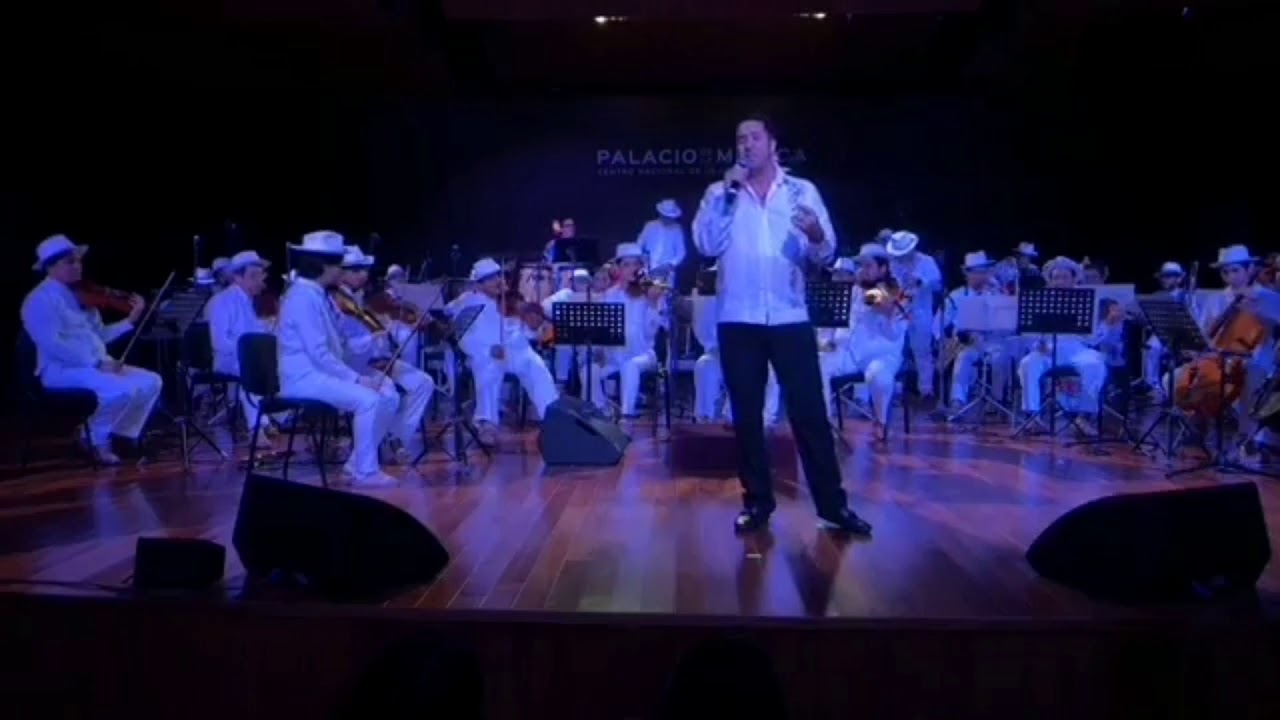 Javier Alcalá y la Orquesta típica Yukalpetén ¨En respuesta¨ - YouTube