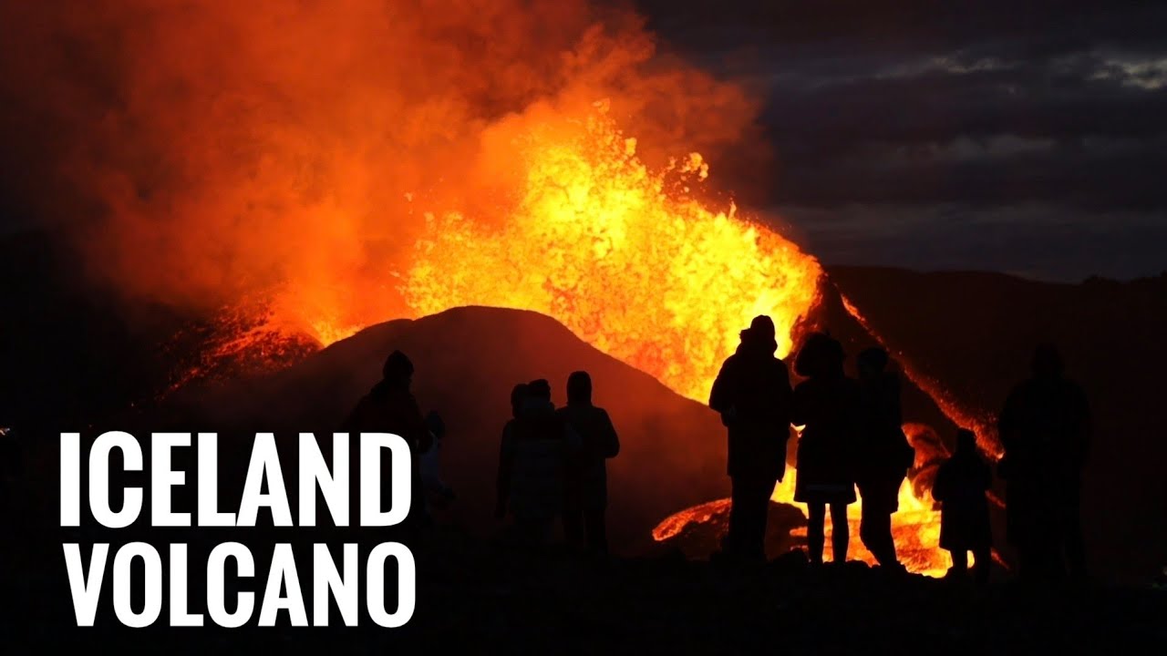 TOURISTS AND LAVA ARE FLOODING THE AREA - Iceland Volcano - May 28 ...