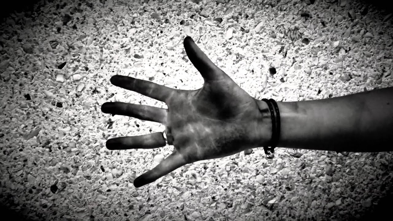 Kristin Duke Richard Serra "Hand Catching Lead", 1968 Remake - YouTube