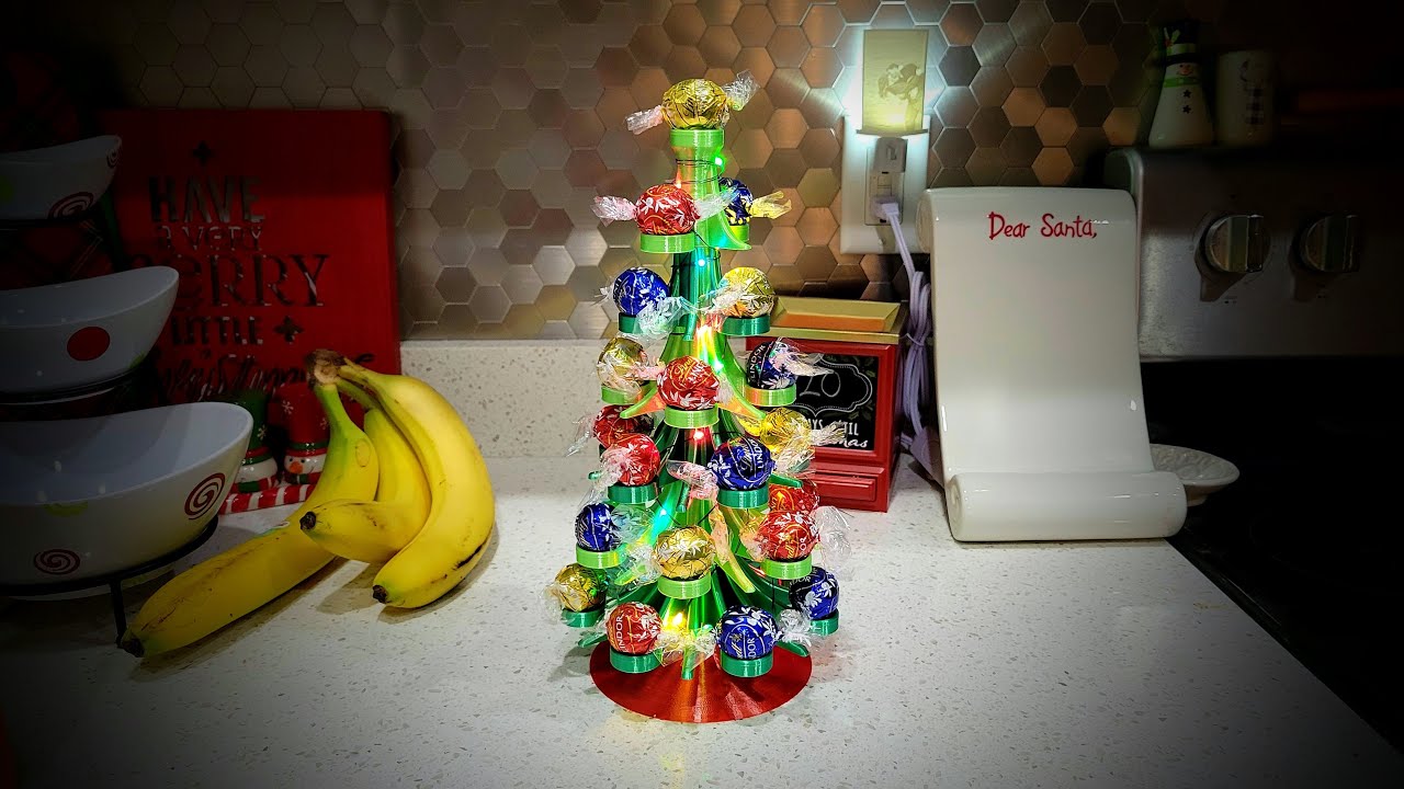 DIY Christmas tree (Kissmas Tree) - YouTube