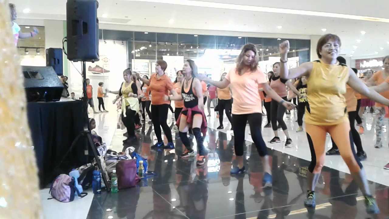 Free Zumba Marathon @Robinsons place Gentri - YouTube