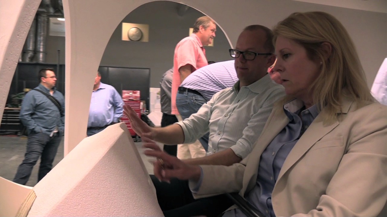 Meet The Deep Webisode 3: Submarine Quest White Model | SeaWorld San ...