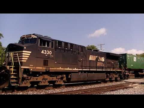NS 251 @ CLYMERS, IN 9 5 24 NS 4330 - YouTube
