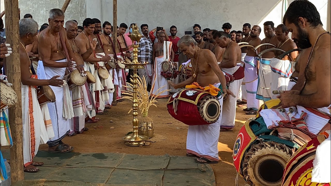 Madhalam Maestro Cherpulassery Sivan - Panchavadyam - Pathikalam ...
