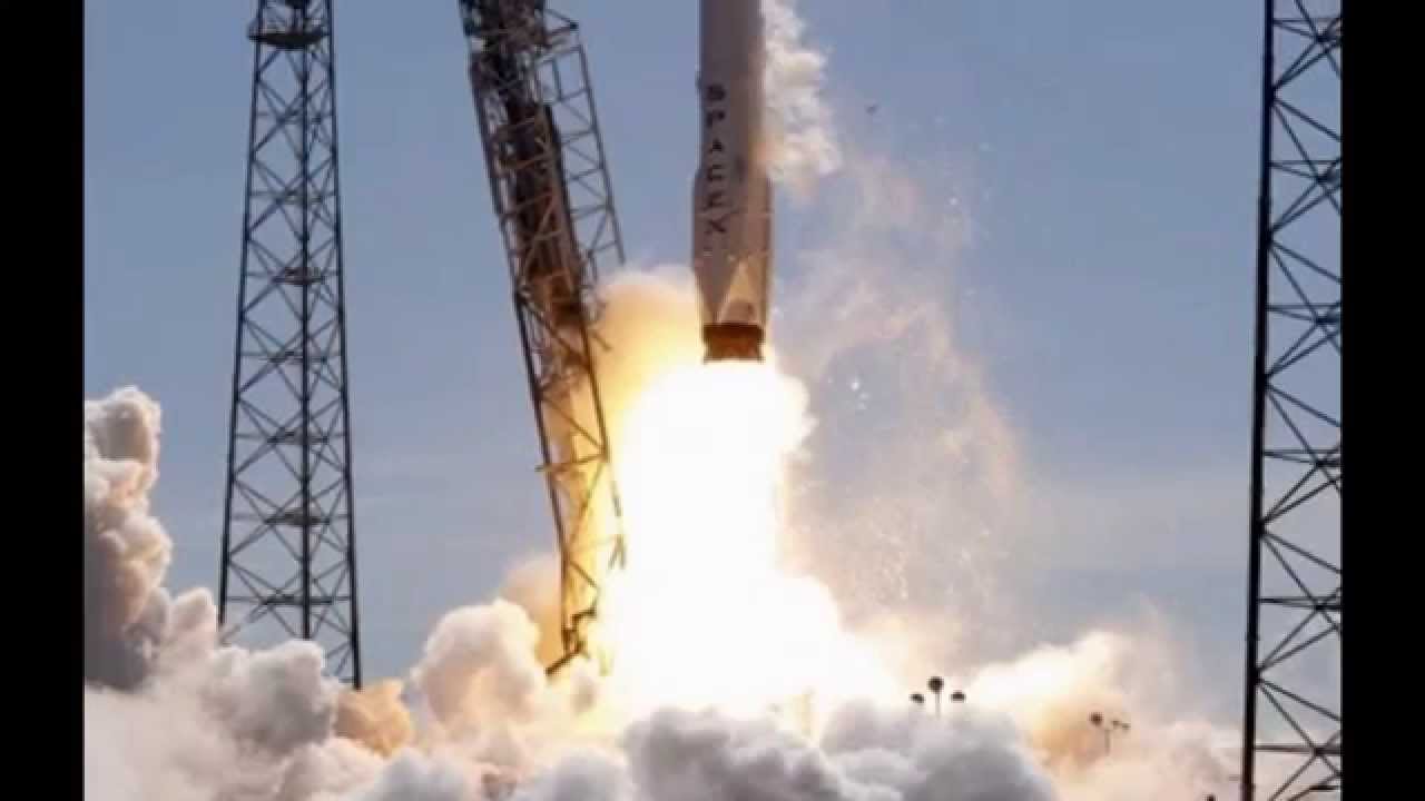 SpaceX Falcon 9 Rocket Explodes After Launch - YouTube