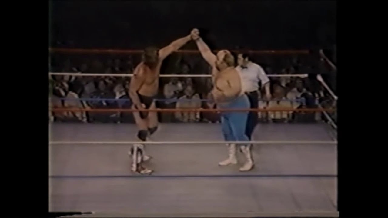 Blackjack Mulligan vs Jobber Rusty Brooks WWF 1984 - YouTube