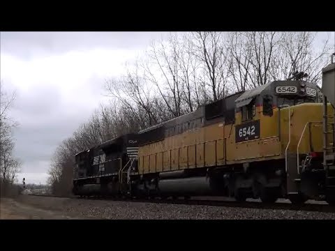 SD70ACe leads Ex UP SD60 New Haven Indiana - YouTube