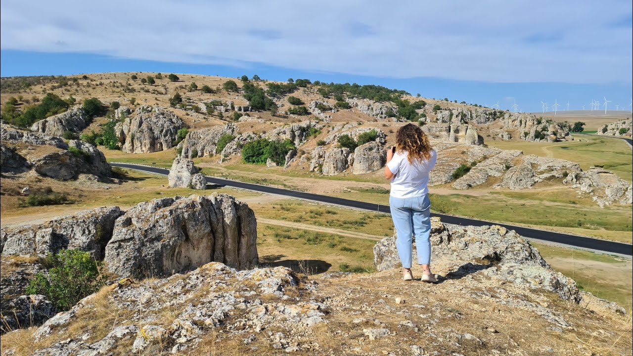 Cheile Dobrogei si Pestera la Adam - YouTube