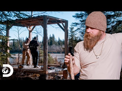 Armazenamento de carnes no inverno | Desafio Selvagem: 100 dias no Alasca | Discovery Brasil