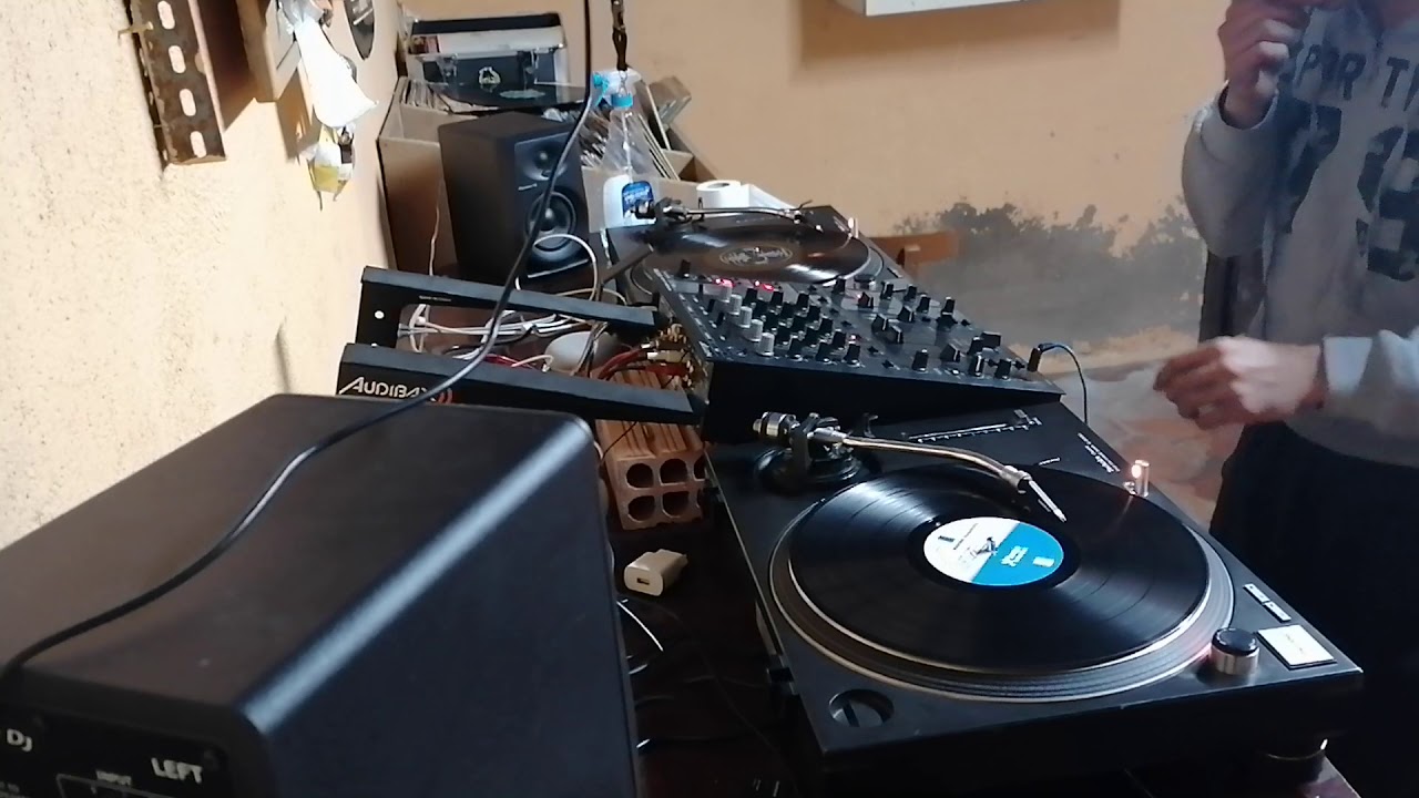 Dani FL & Vicho Destroy-I Promised-Myself vs Megadj's-Megabit - YouTube