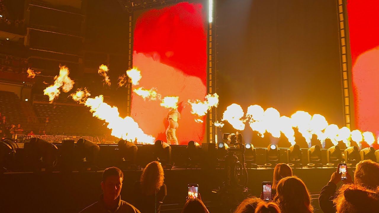 Doja Cat Scarlet Tour - Intro, WYM Freestyle, Demons, Tia Tamera ...