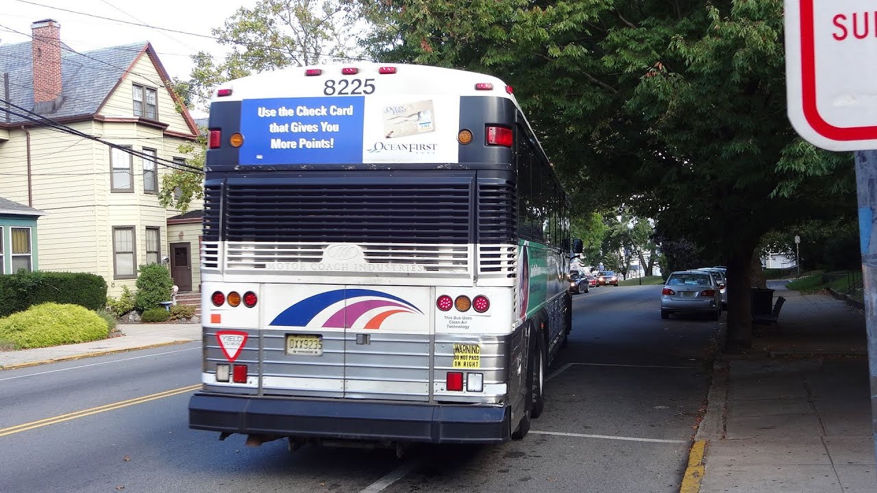 NJT MCI D4500 #8225 on the 128 to North Bergen via Boulevard East ...