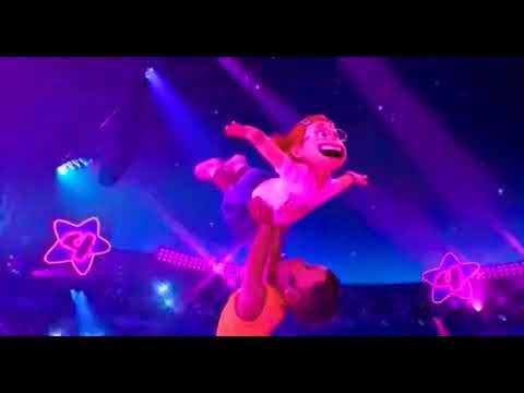 Mei mei imagining being at four town (her dream be like)
