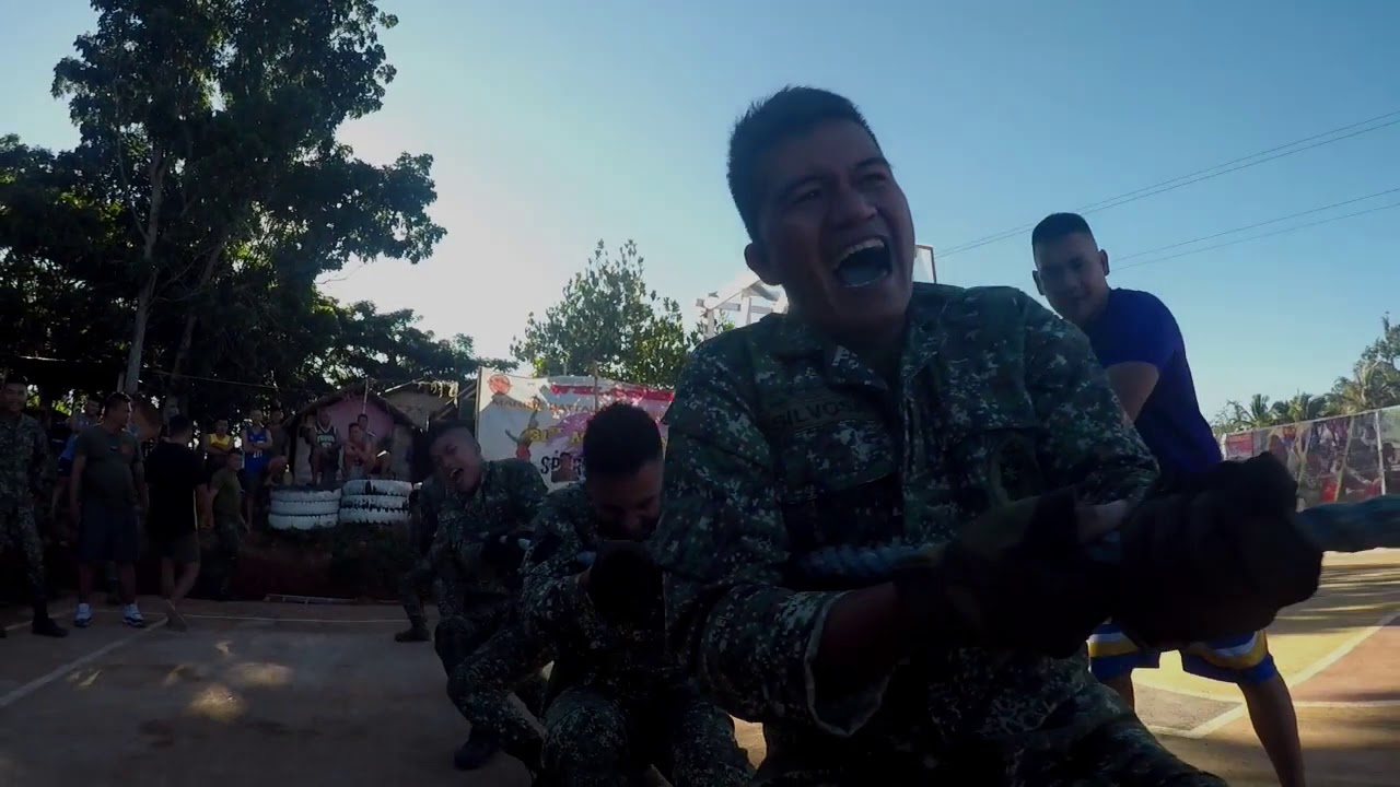 Philippine Marine Corps Striking Tug of War 2019 of MBLT-7 - YouTube