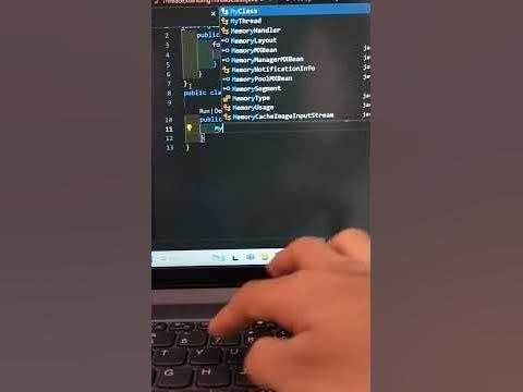 Creating thread by extending Thread Class in MultiThreading #multithread #java#programming - YouTube