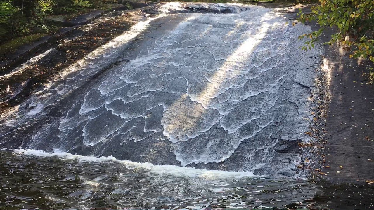 Les chutes du Windigo secteur de Ferme-Neuve en automne - YouTube