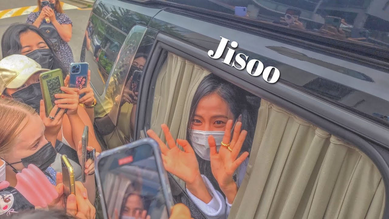 Blackpink Jisoo's fan love | 언제나 팬들에게 친절한 러블리 지수씨 - YouTube