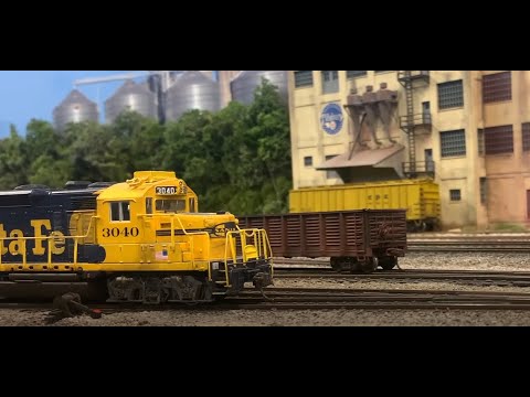 HO Scale Santa Fe - ATSF Slaton Subdivision Operation Video Clips - YouTube