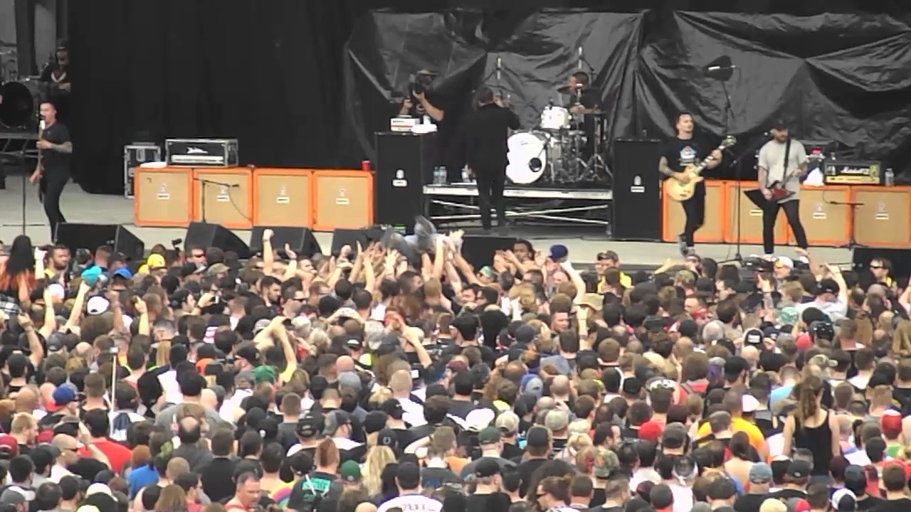 Sick Of Me Beartooth Rock On The Range 2017 - YouTube