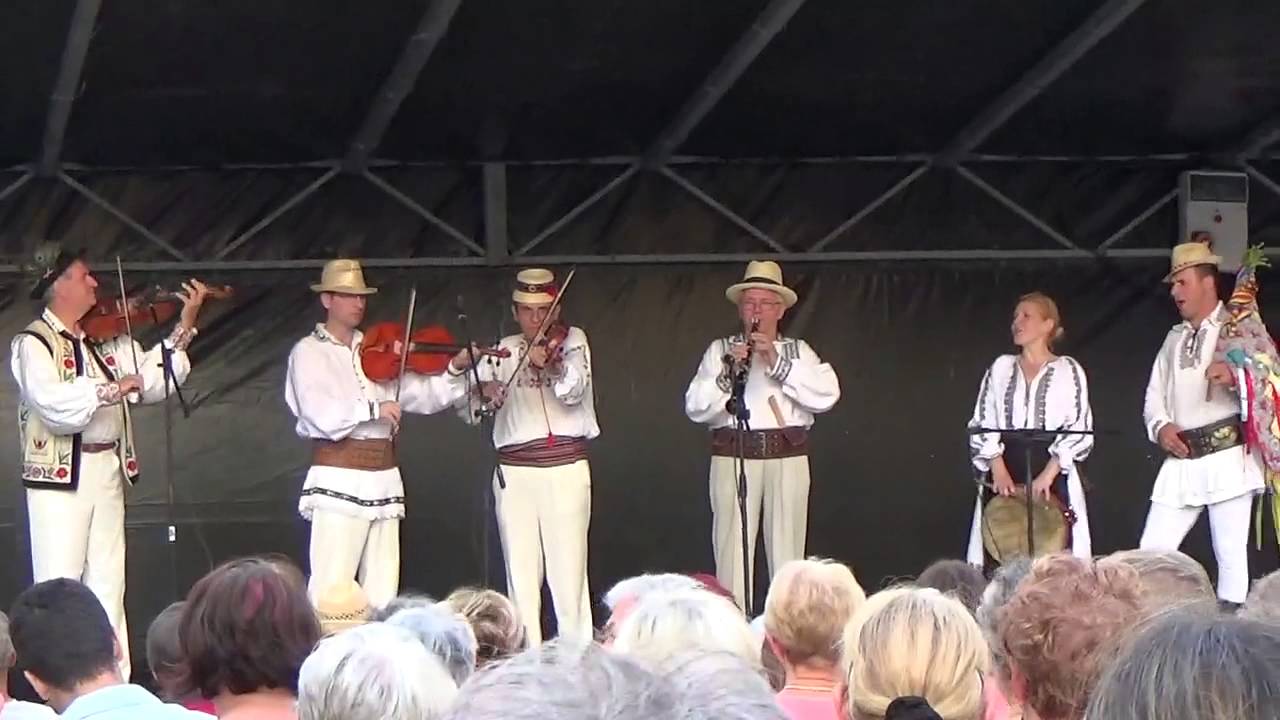 Musique traditionnel de Roumanie à Montluçon - YouTube