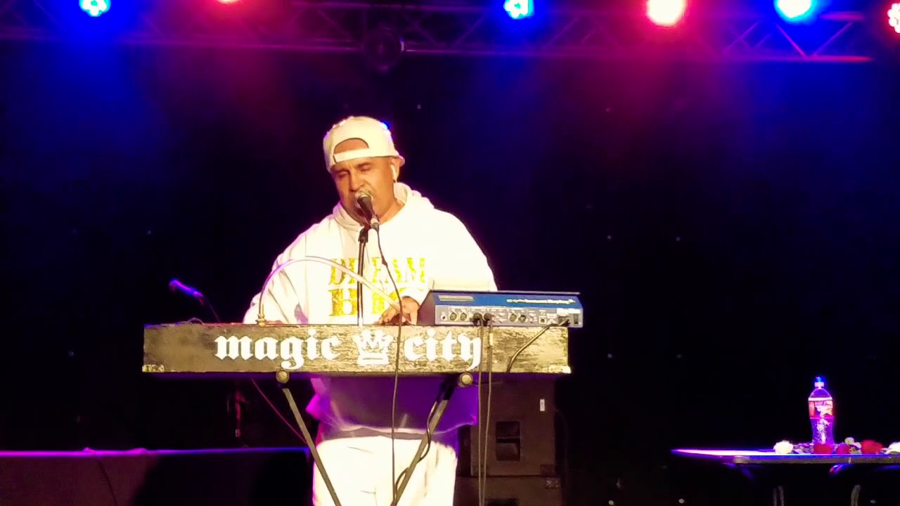 MC Magic - Todos Mis Dias@Alamo City Music Hall. San Antonio, TX - YouTube