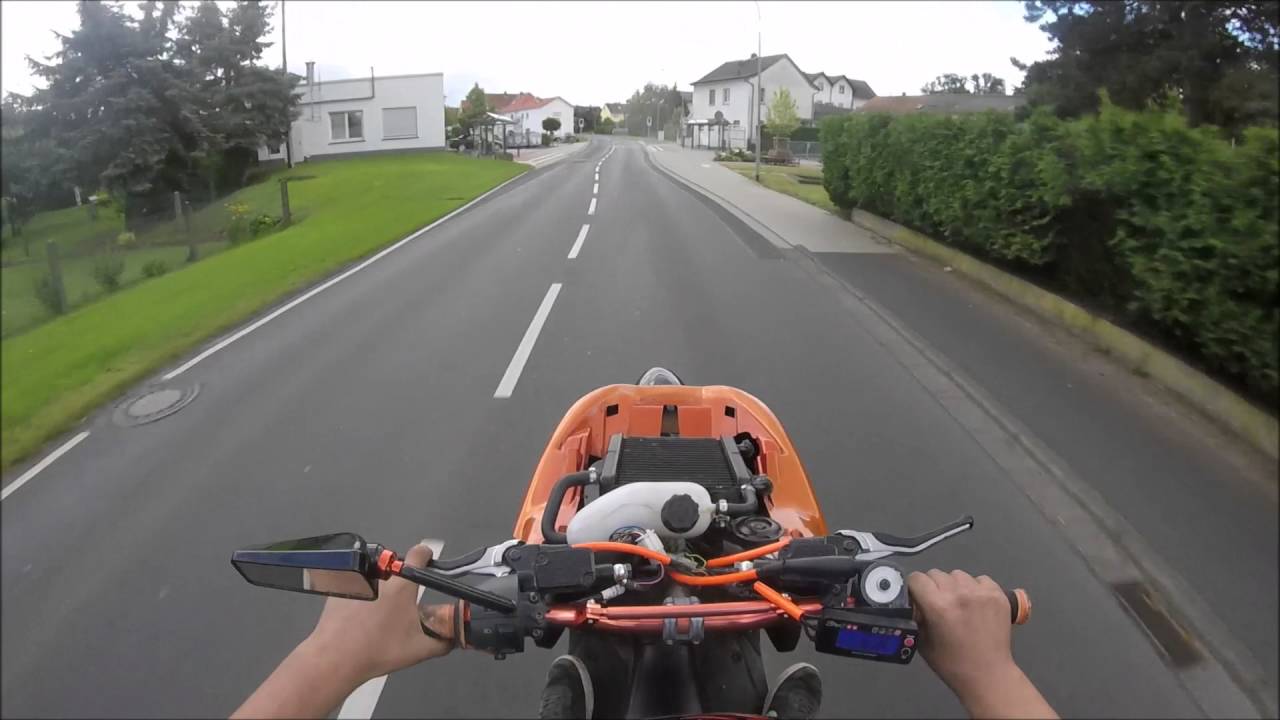 Aerox mk2 sport pro//wheelies with friends//Angry people - YouTube