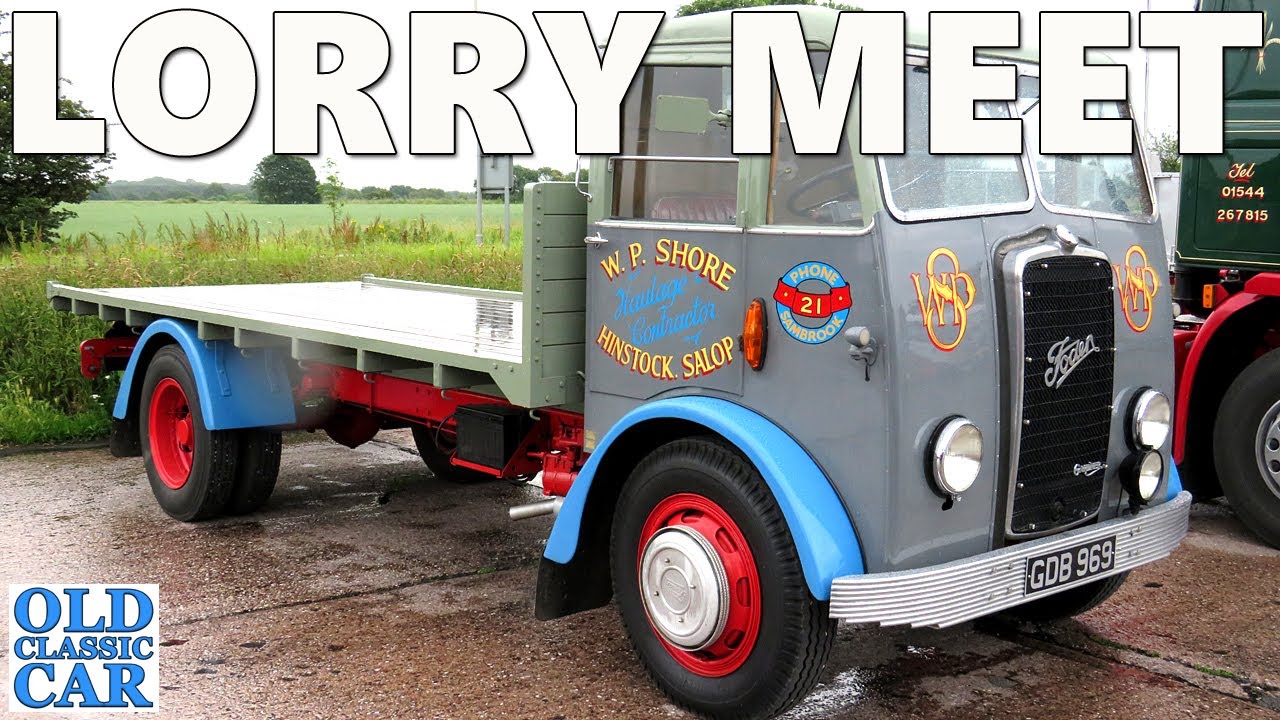 Classic lorries ft vintage signwriting at a local truck stop (ERF ...