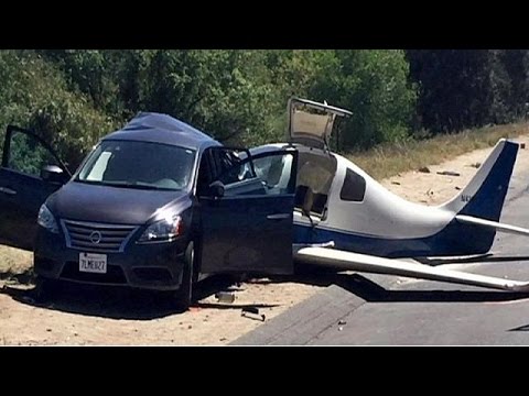 ABD'de otomobile uçak çarptı