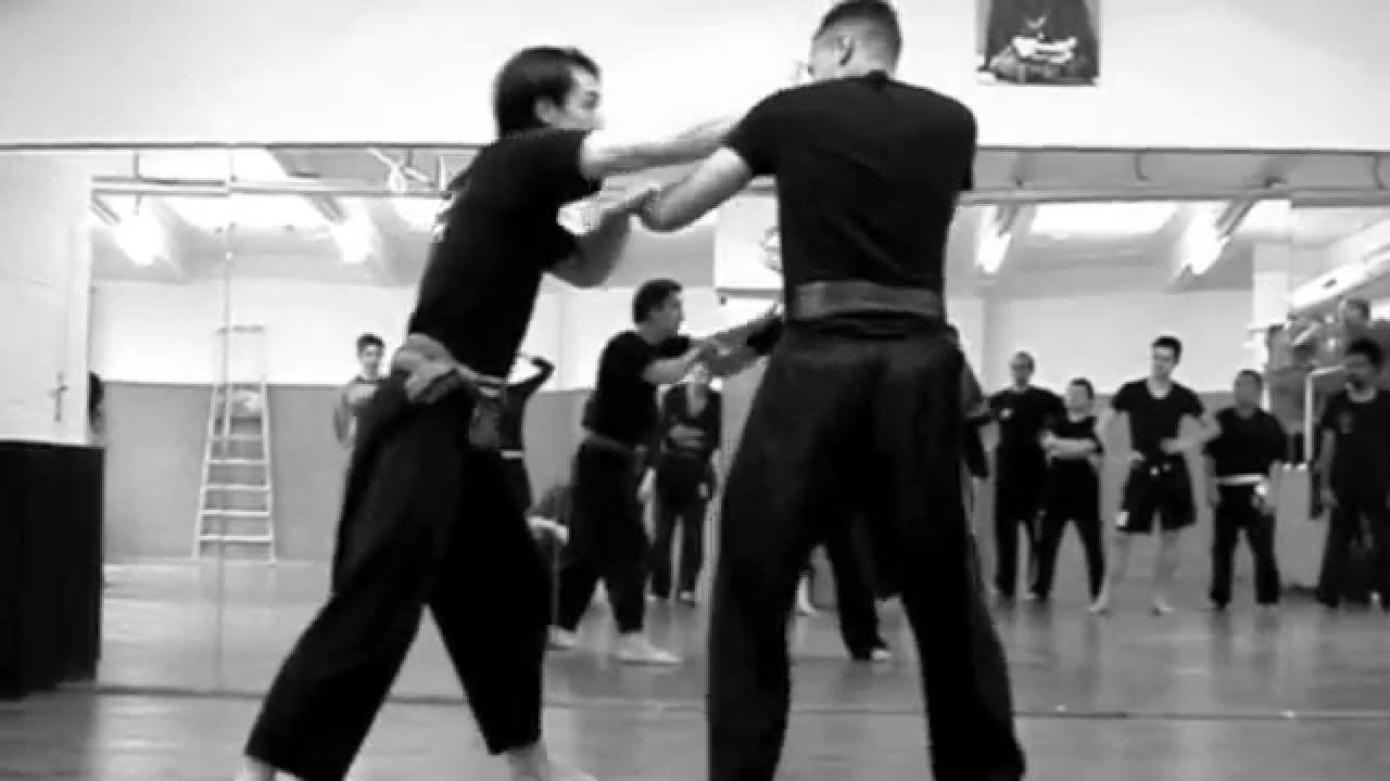 Michael Illouz Penchak Silat Techniques Traditionnelles Youtube