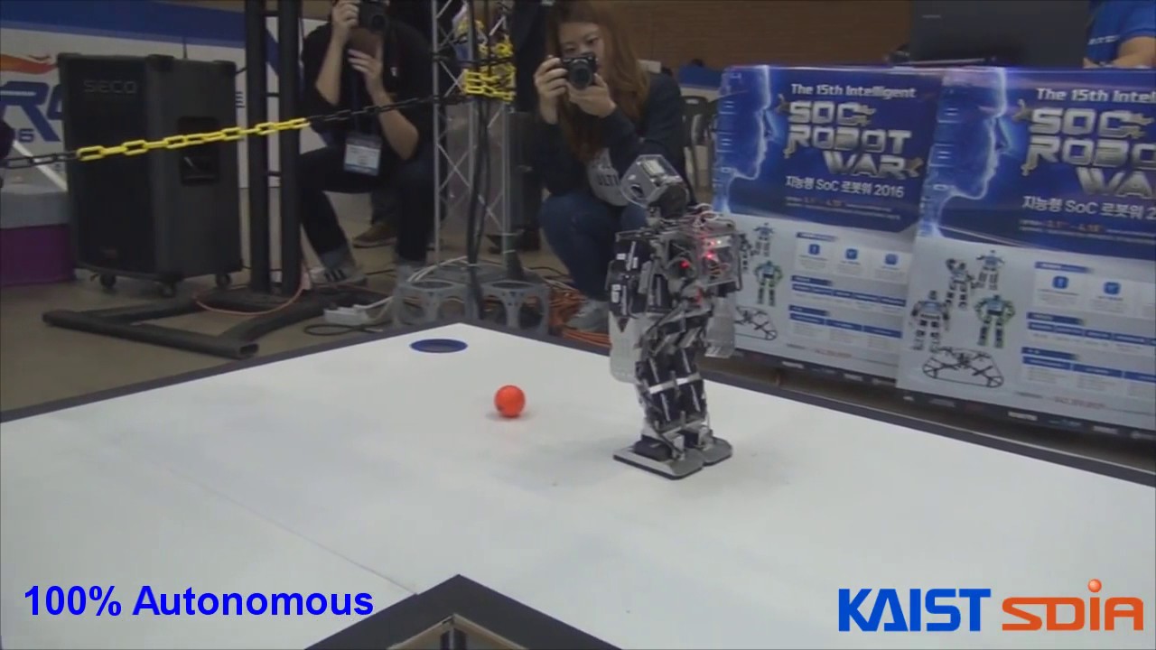 Intelligent SoC Robot War 2016 HURO Competition - YouTube