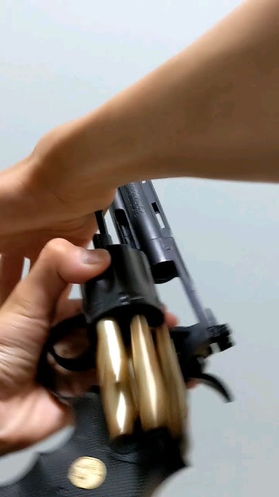 【ASMR】Reloading the Colt Python #asmr #shorts - YouTube