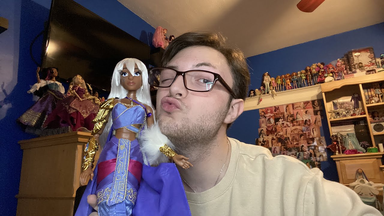 Disney limited edition atlantis: the lost empire Kida 17 inch doll ...