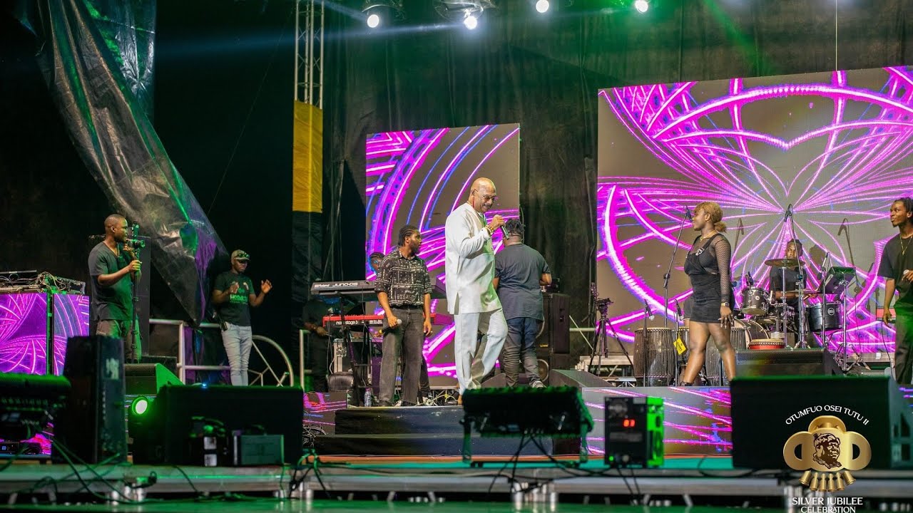 Having an Amazing jam with the legendary 𝗕𝗘𝗡 𝗕𝗥𝗔𝗞𝗢 @NANA OSEI TUTU II ...