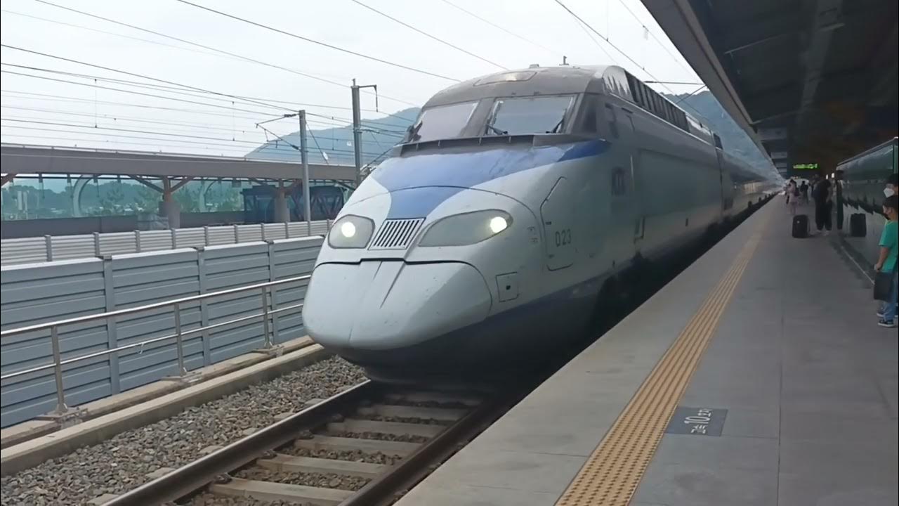 부산발 서울행 KTX #30 열차 김천(구미)역 진입(23호기) - YouTube