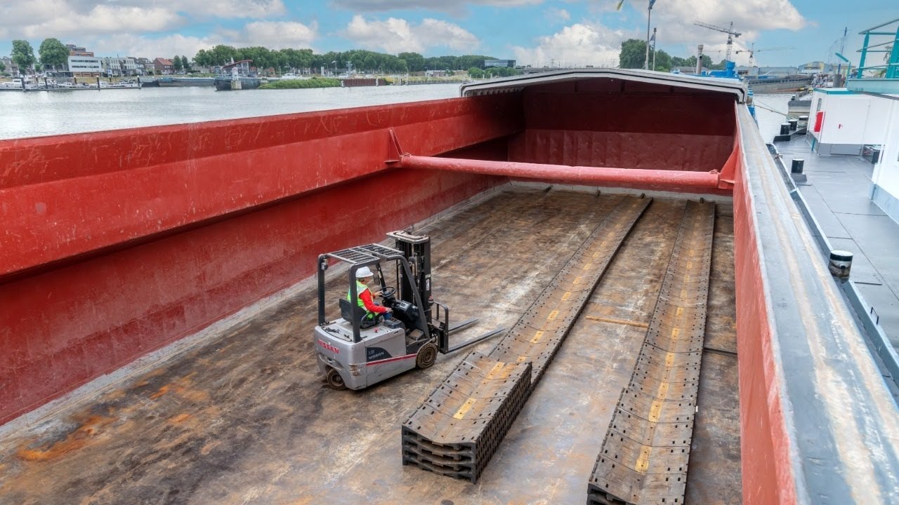 PTC| Connected Coil Carrier - NL - YouTube