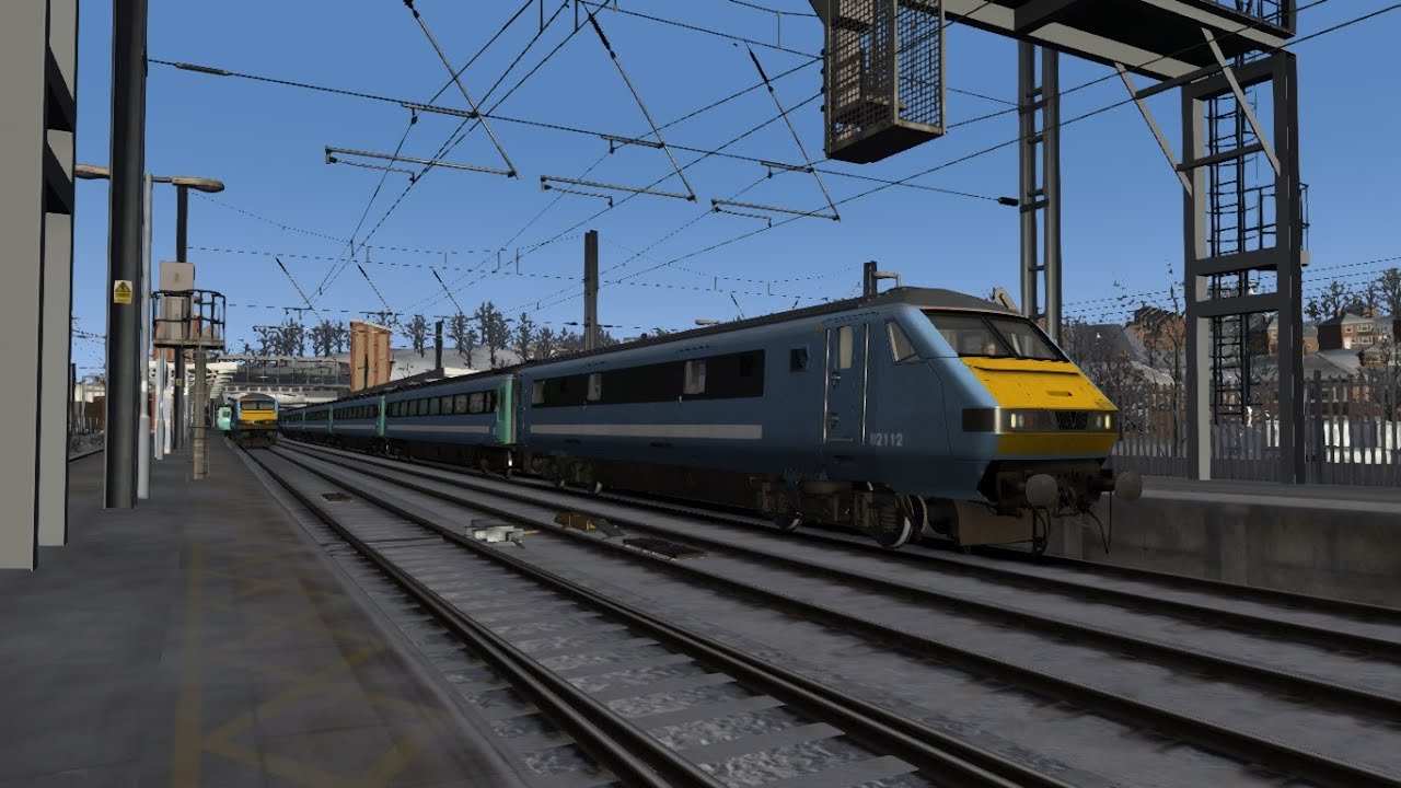 MK3 DVT And Class 90 NXEA Blue - 1P32 1330 London Liverpool Street ...