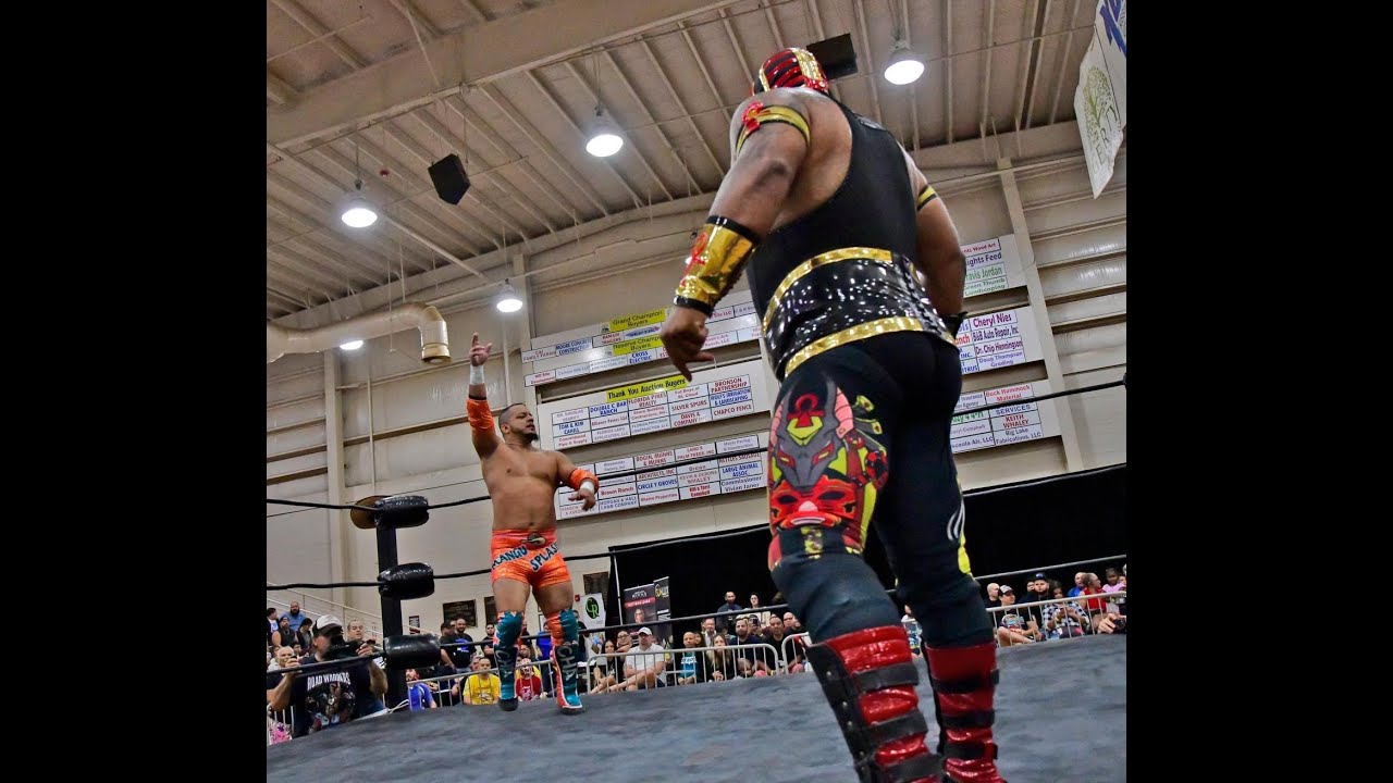 Cha Cha Charlie vs Anubis (C) with El Profe for the NGCW Florida ...